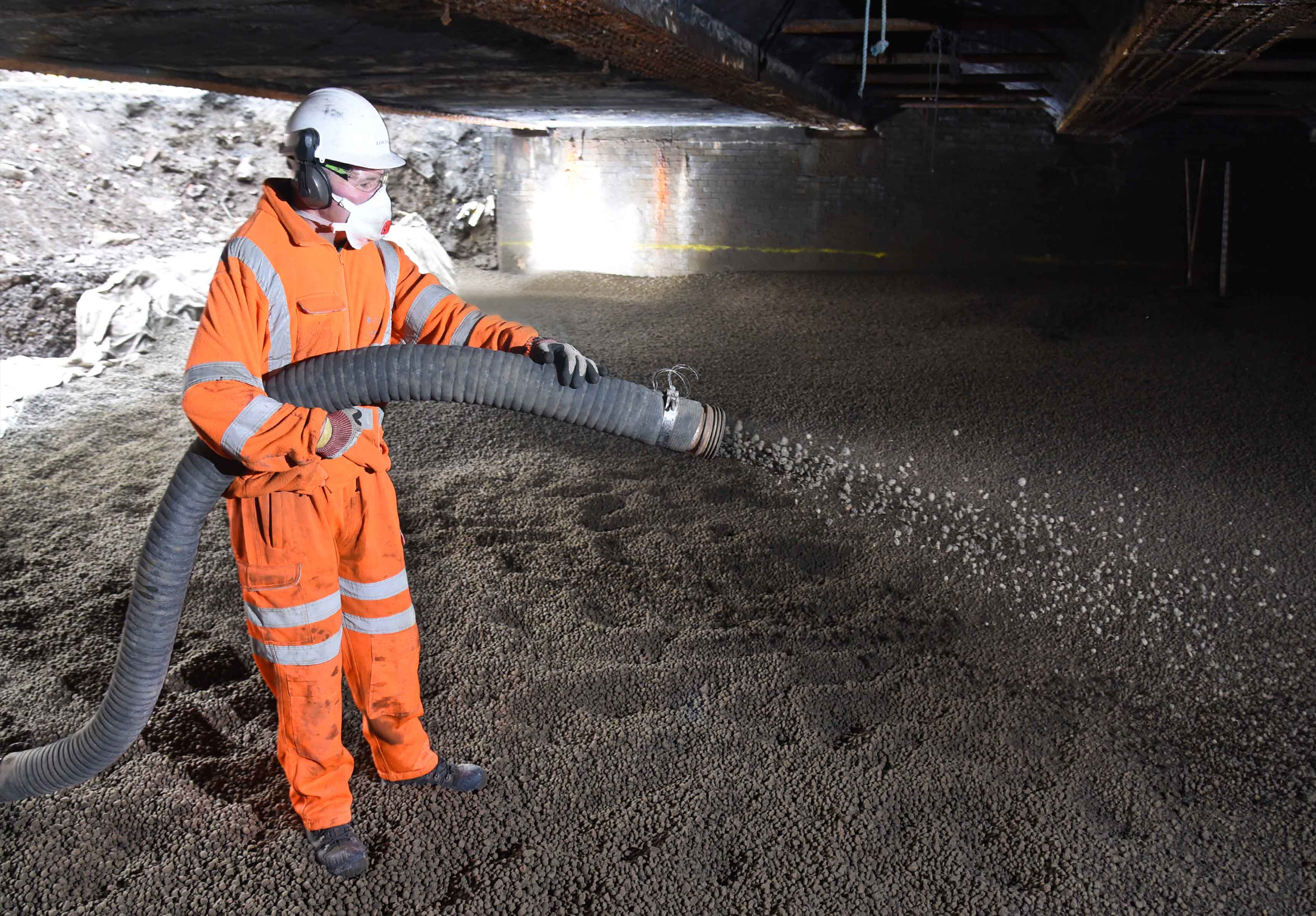 LECA LWA PROVIDES EMBANKMENT SUPPORT FOR THE HISTORIC CROSS VALLEY LINK ...