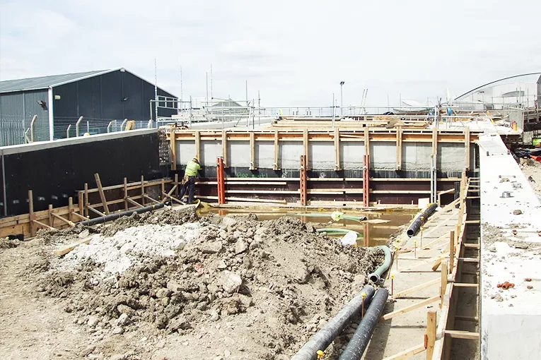 RAMP EMBANKMENT | BELVEDERE, SOUTH EAST LONDON